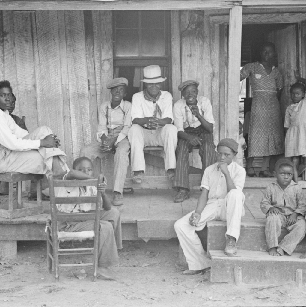 A Sharecropper's Family - Picturing Black History