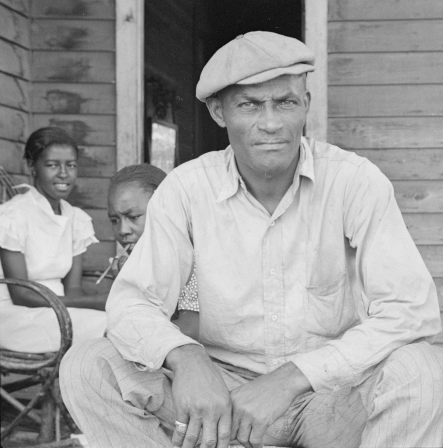 A Sharecropper's Family - Picturing Black History